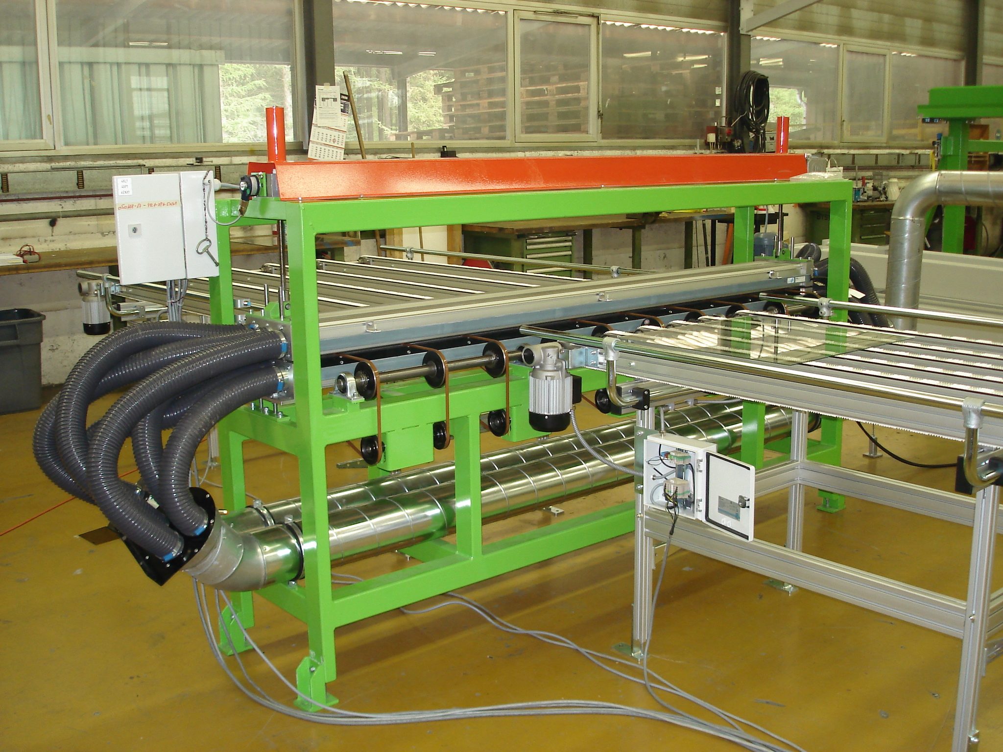 Surface cleaning in Glass and LCD production by Kelva