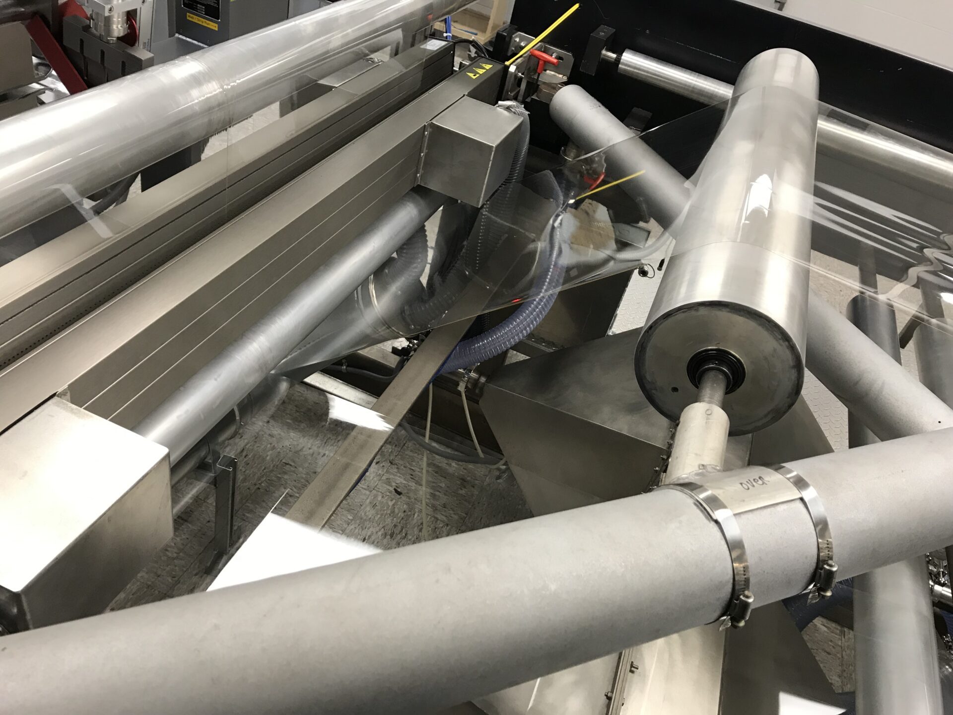 Web cleaning for film and foil production by KELVA