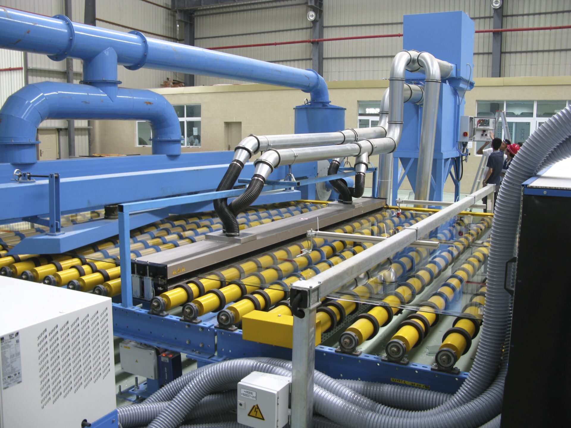 KELVA Web and sheet cleaning | Leader in Industrial dust-extraction